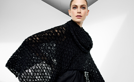 Buy your women's t-shirts & tops online at Sarah Pacini