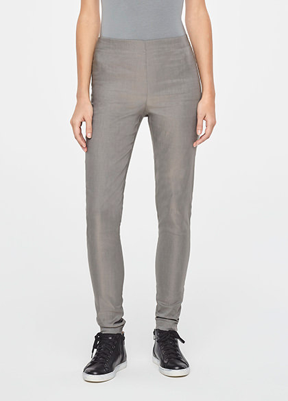Buy your women's pants online at Sarah Pacini