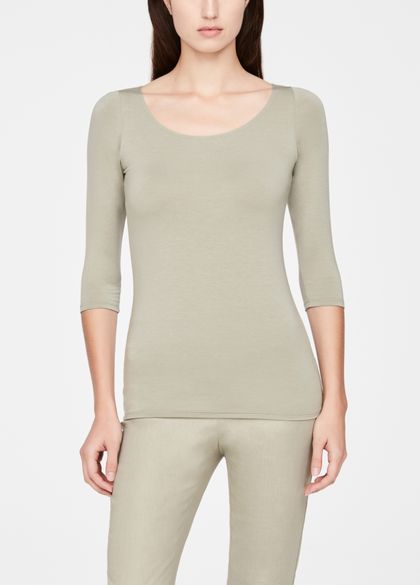 Buy your women's t-shirts & tops online at Sarah Pacini