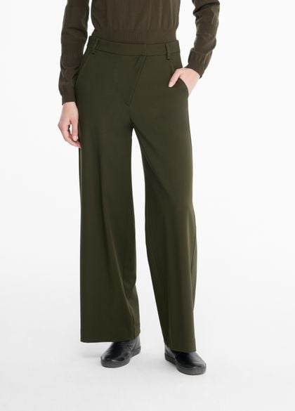 Buy your women's pants online at Sarah Pacini
