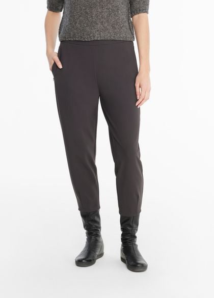 Buy your women's pants online at Sarah Pacini