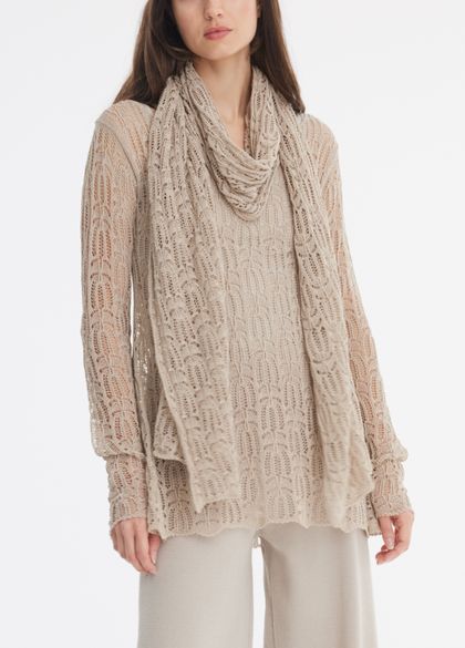 Buy your women's scarves online at Sarah Pacini