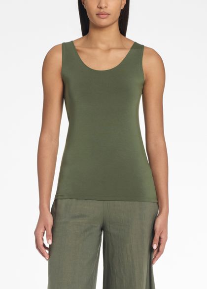 Buy your women's t-shirts & tops online at Sarah Pacini